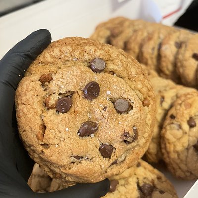 Bakesy: The All-in-One Home Bakery App